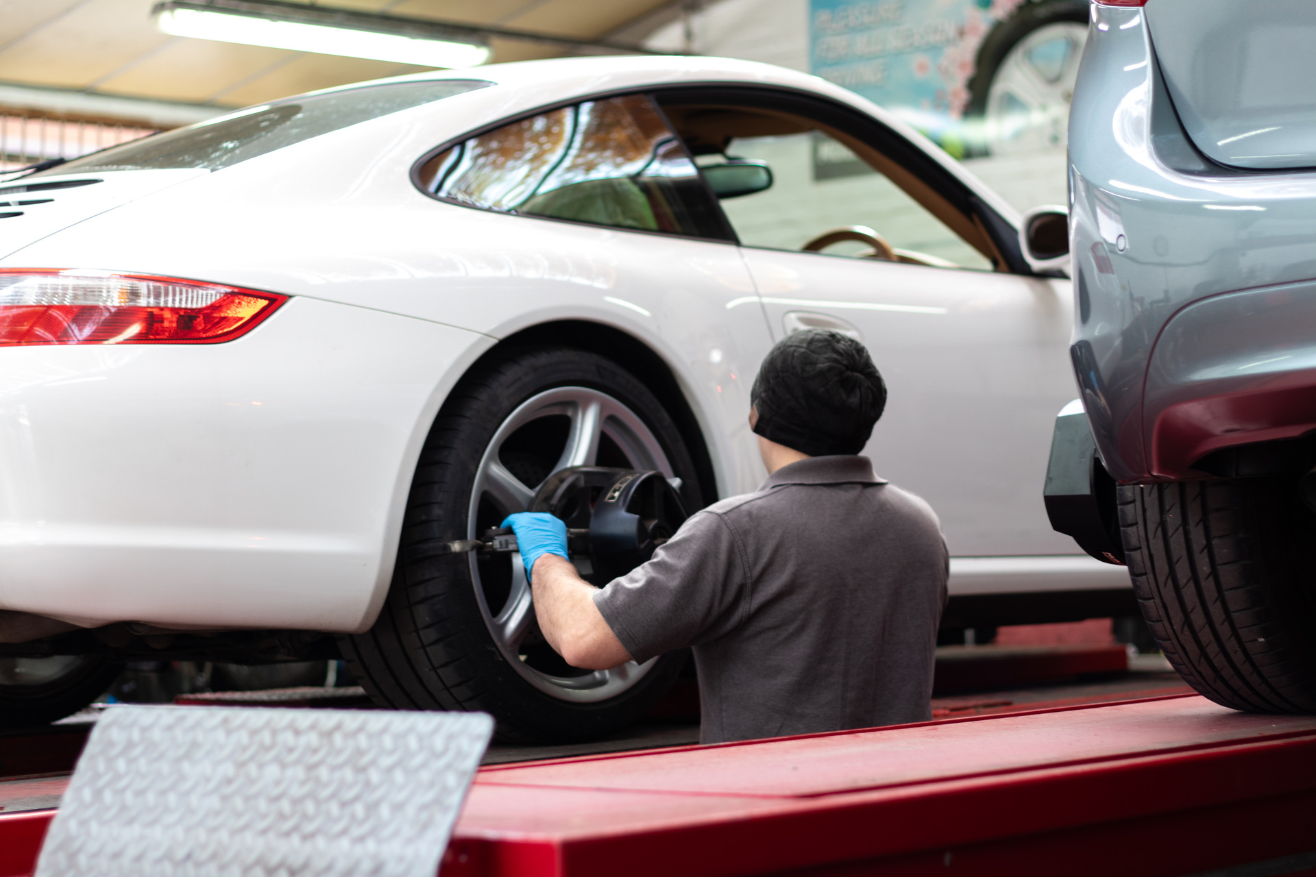 Tyres, Wheel Alignment & MOTs in Swindon